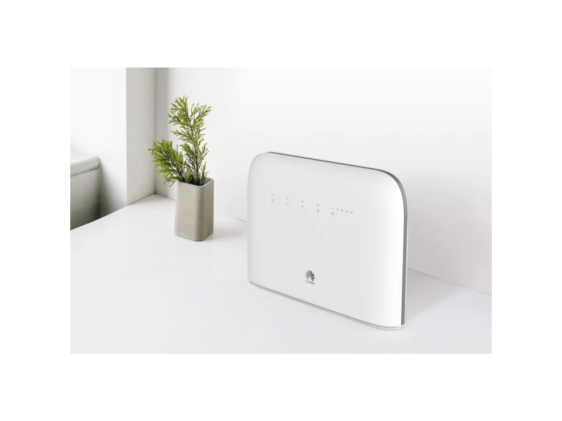 Huawei B715 4G LTE Cat9 WiFi router hos Loh Electronics AB