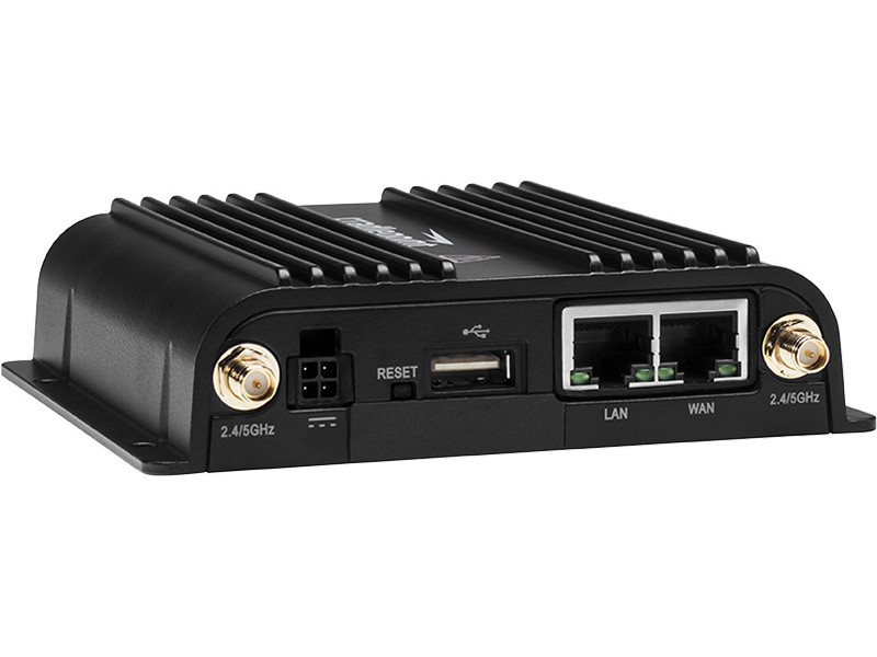 Cradlepoint COR IBR950LP6 4G LTE Cat 6 Router hos Loh Electronics AB